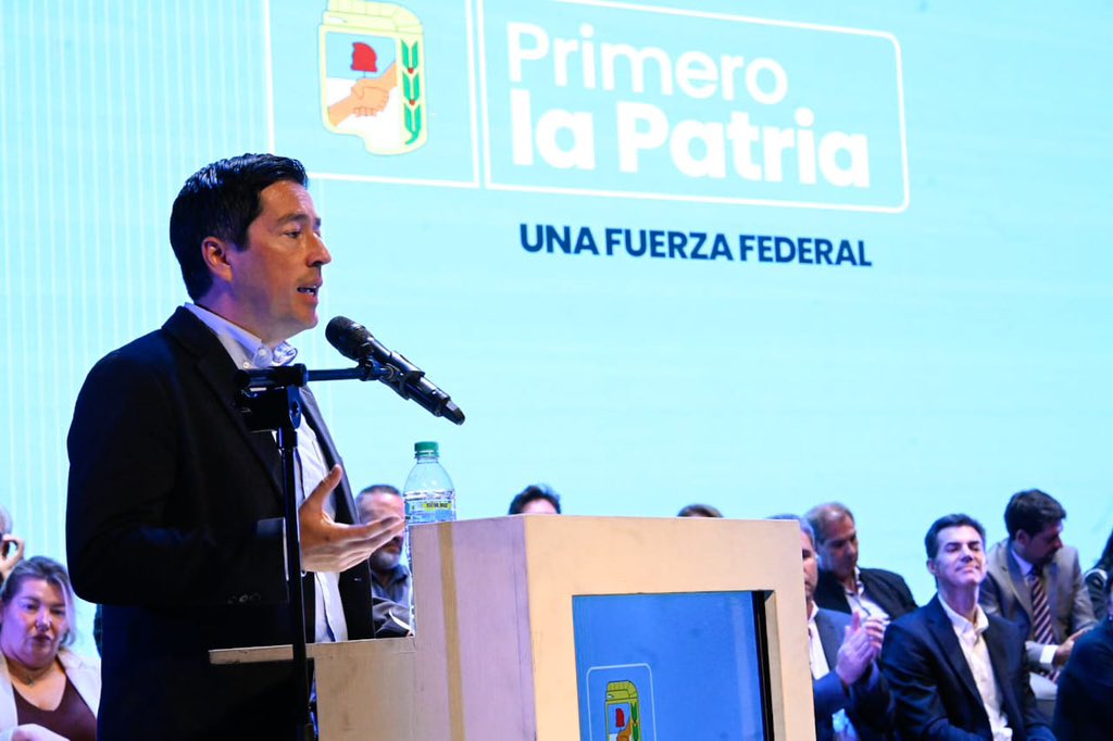 Leo Nardini estuvo presente en al lanzamiento de Primero la Patria ...